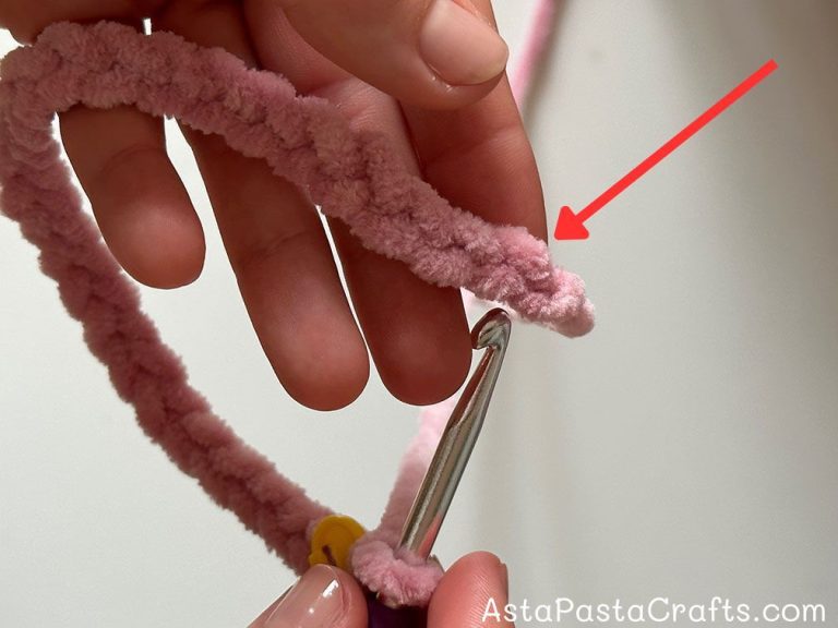 Free Crochet Bunny Puppet Pattern – Asta Pasta Crafts